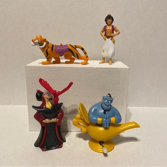 Disney | Toys | Disneys Aladdin Mcdonalds Happy Meal Toy Set Of 4 Genie ...